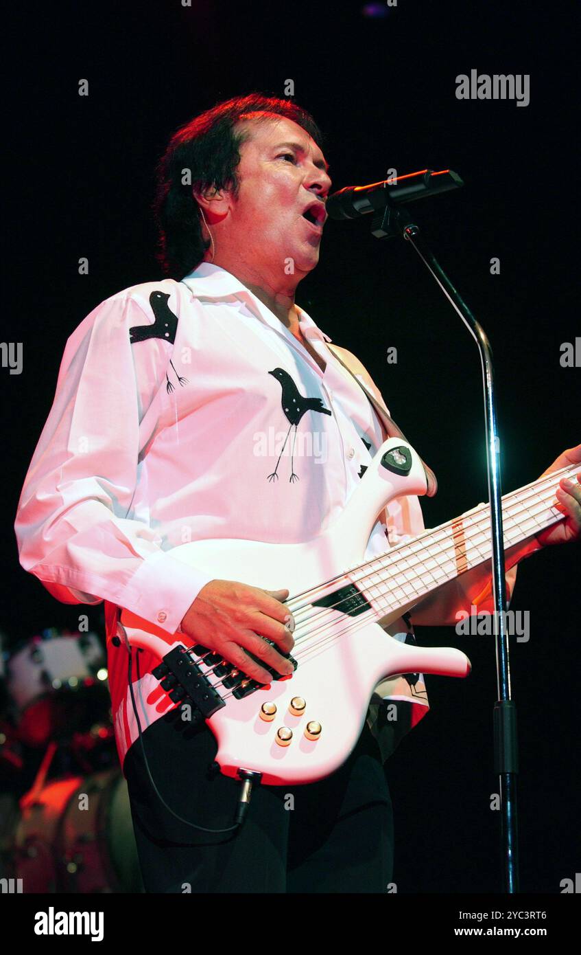 Pooh images 2004 hi-res stock photography and images - Alamy