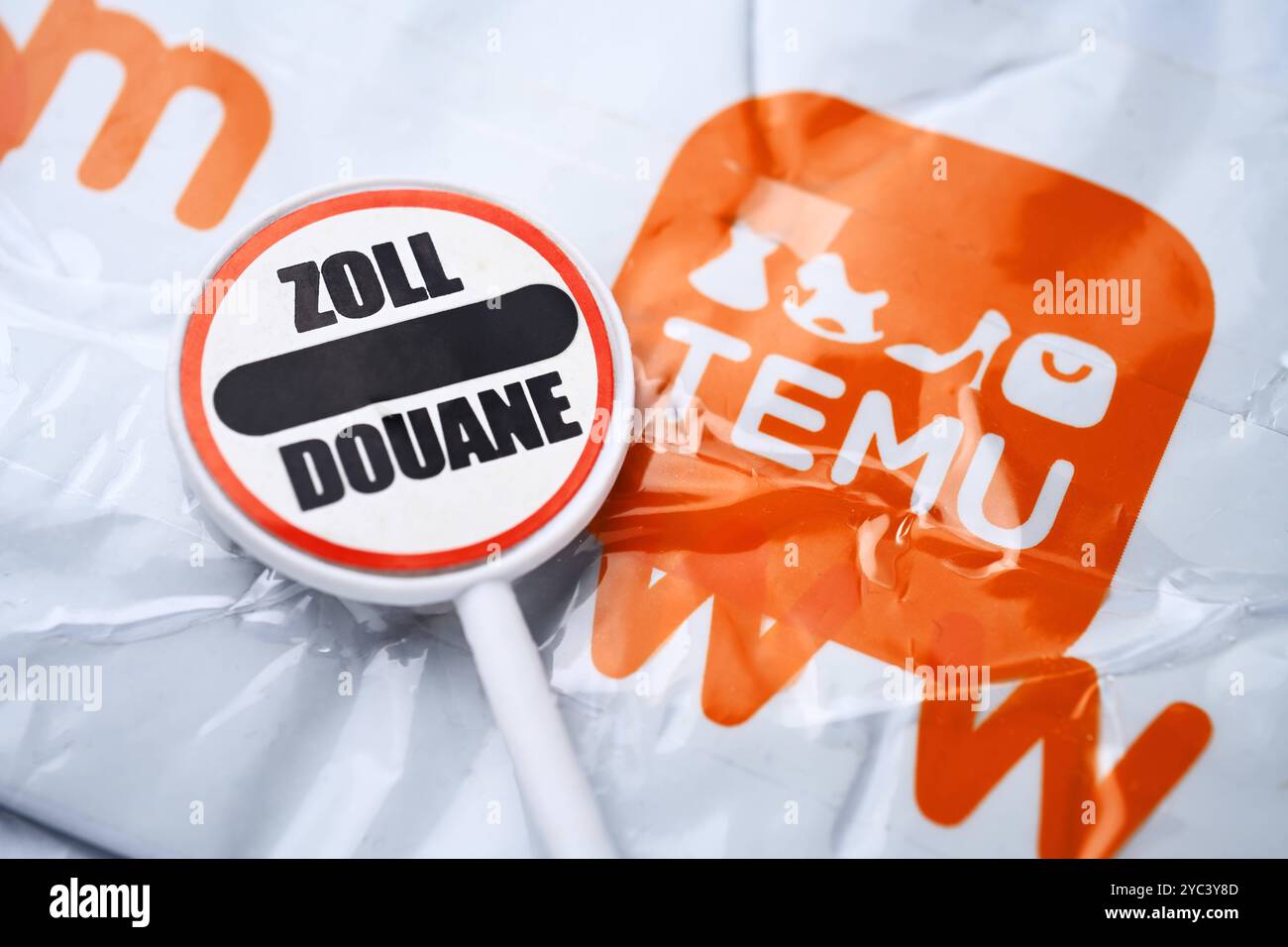 Zoll schild hi-res stock photography and images - Alamy