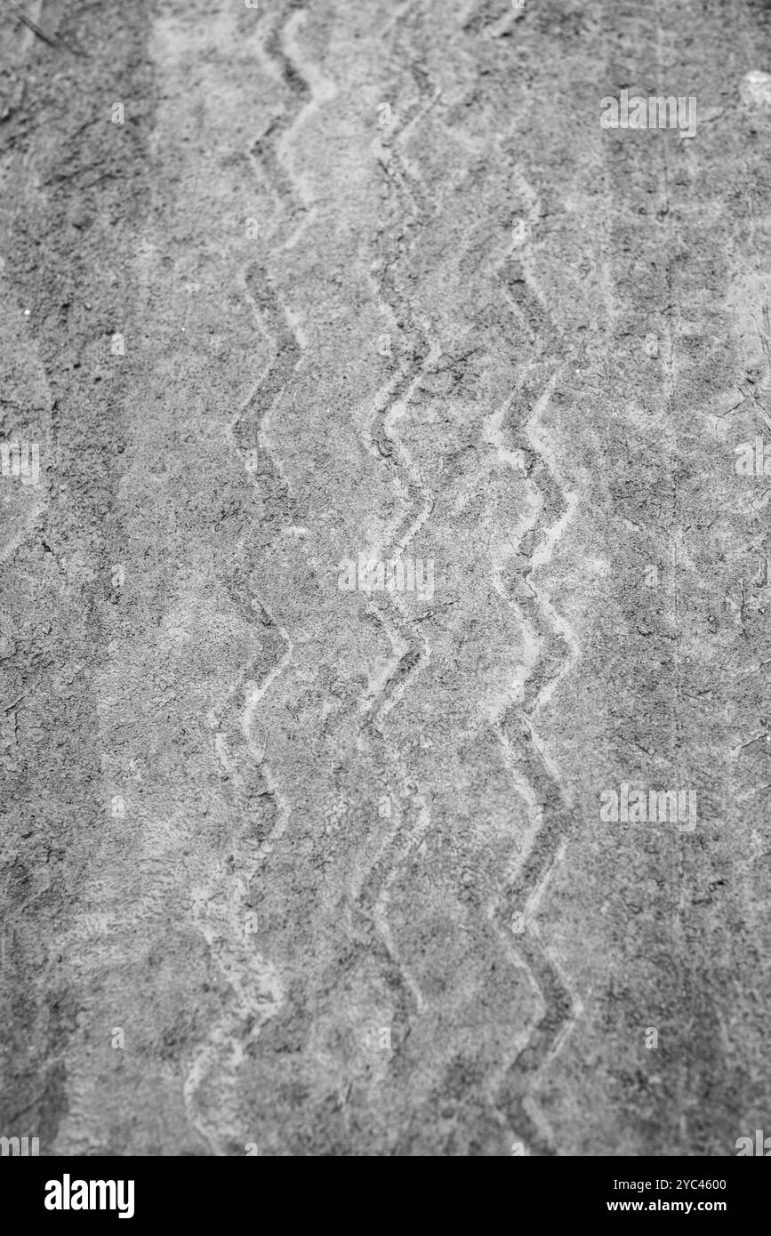 Tire marks hi-res stock photography and images - Alamy