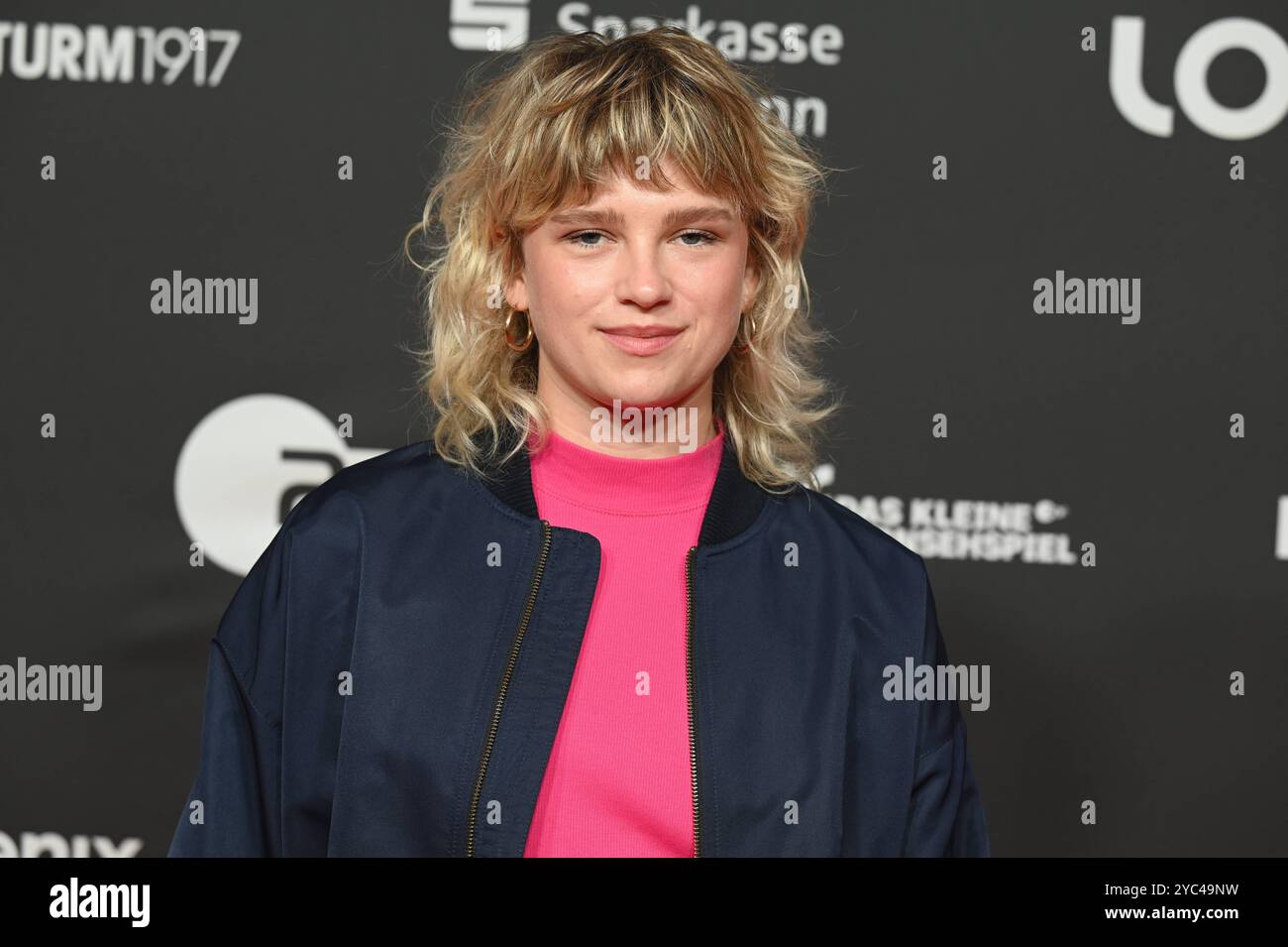 Schauspielerin Sinje Irslinger kommt zum Screening des Films Tatort Köln: Colonius bei dem Film ...