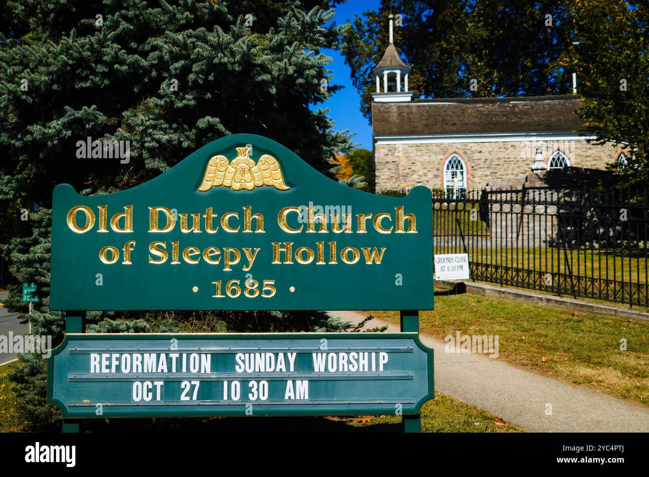 The Old Dutch Church photographed in Broadway, Sleepy Hollow on 8th ...