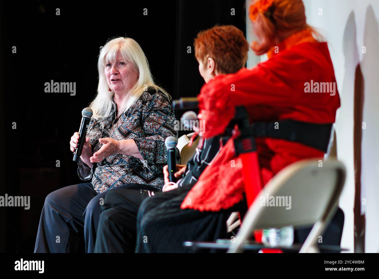 Dark Shadows actors, Sharon Lentz, Donna Wandrey and Marie Wallace on ...