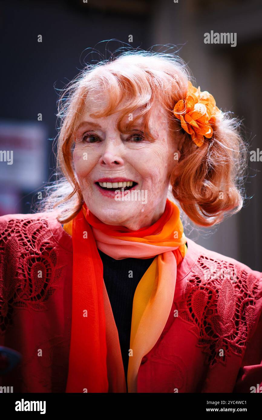 Dark Shadows actor Marie Wallace photographed backstage during the Dark ...