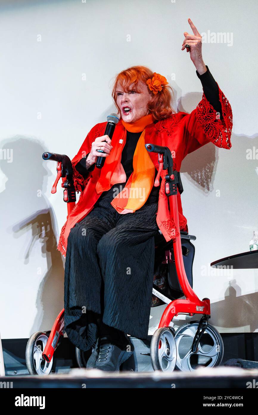 Dark Shadows actor Marie Wallace on stage during the Dark Shadows ...