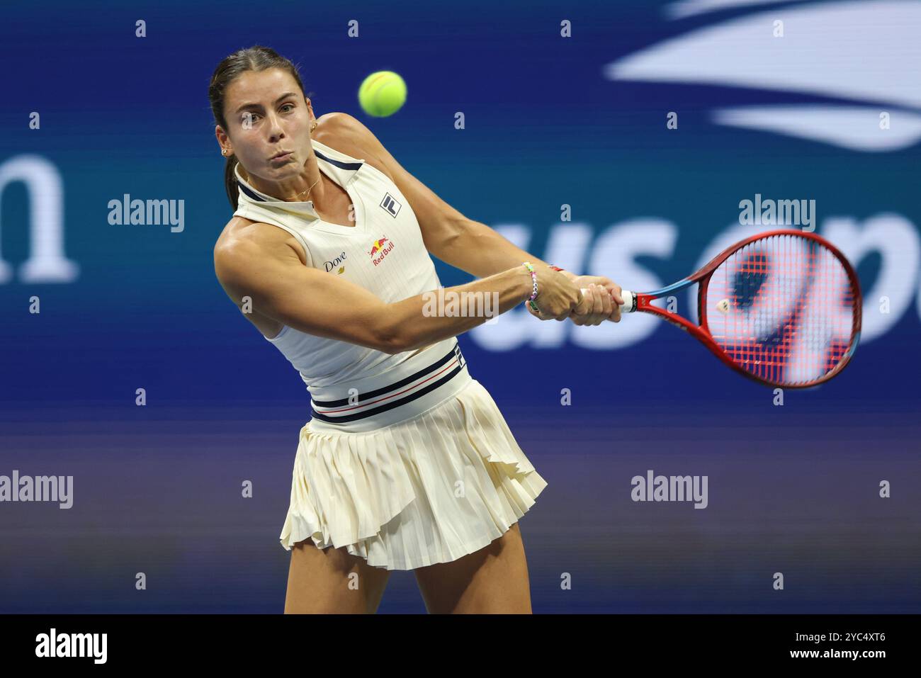 Emma navarro usa hi-res stock photography and images - Alamy