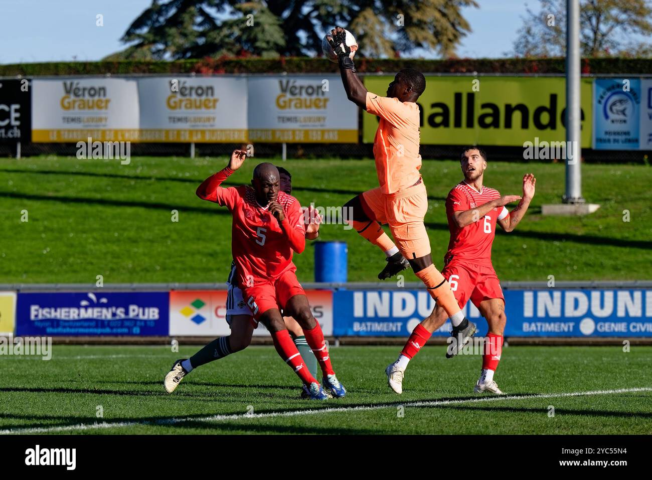 Nyon, Switzerland, October 21 2024 : Diawara Kande (1 Vaud) controls ...