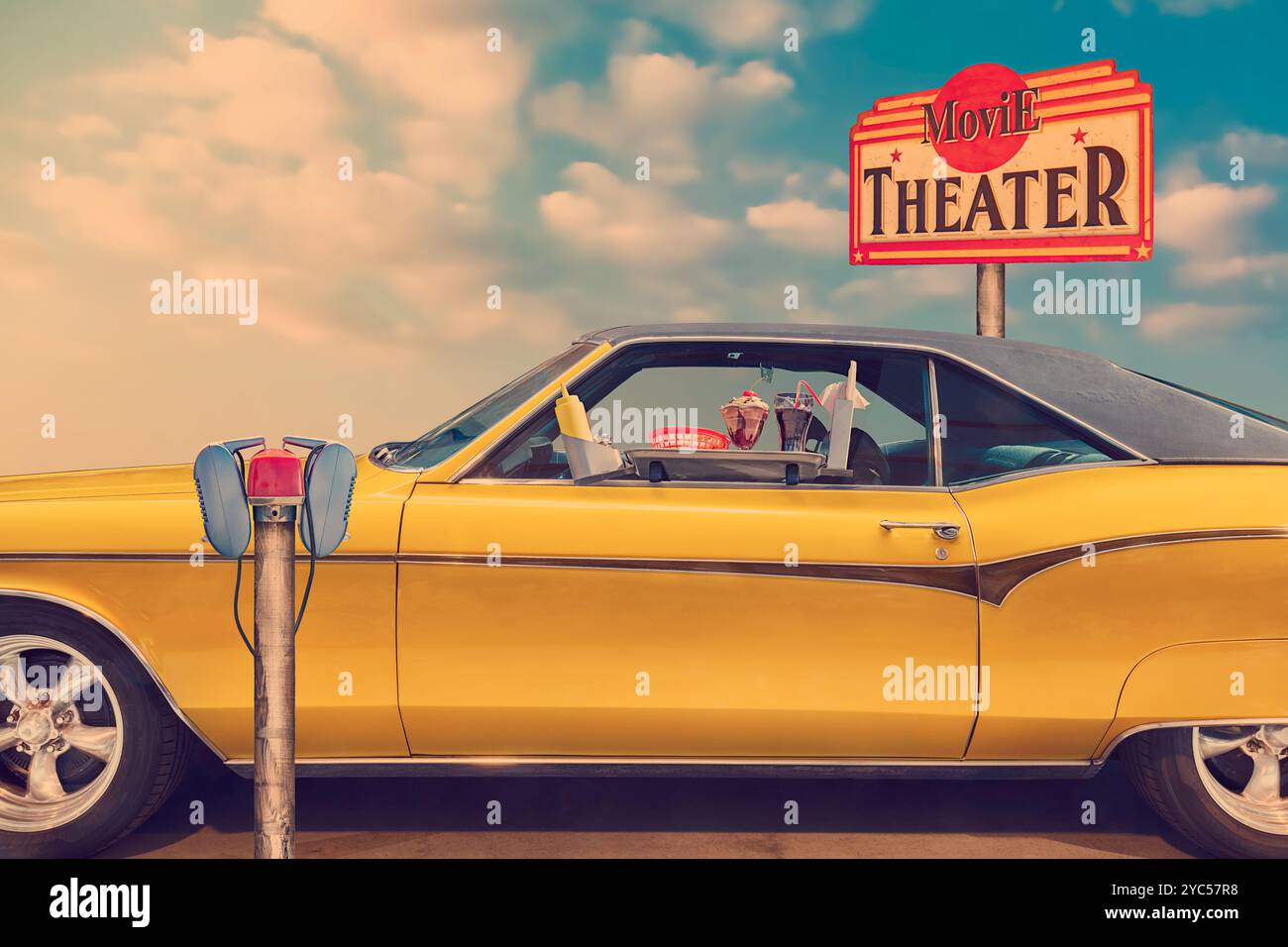 Drive in cinema 70s hi-res stock photography and images - Alamy