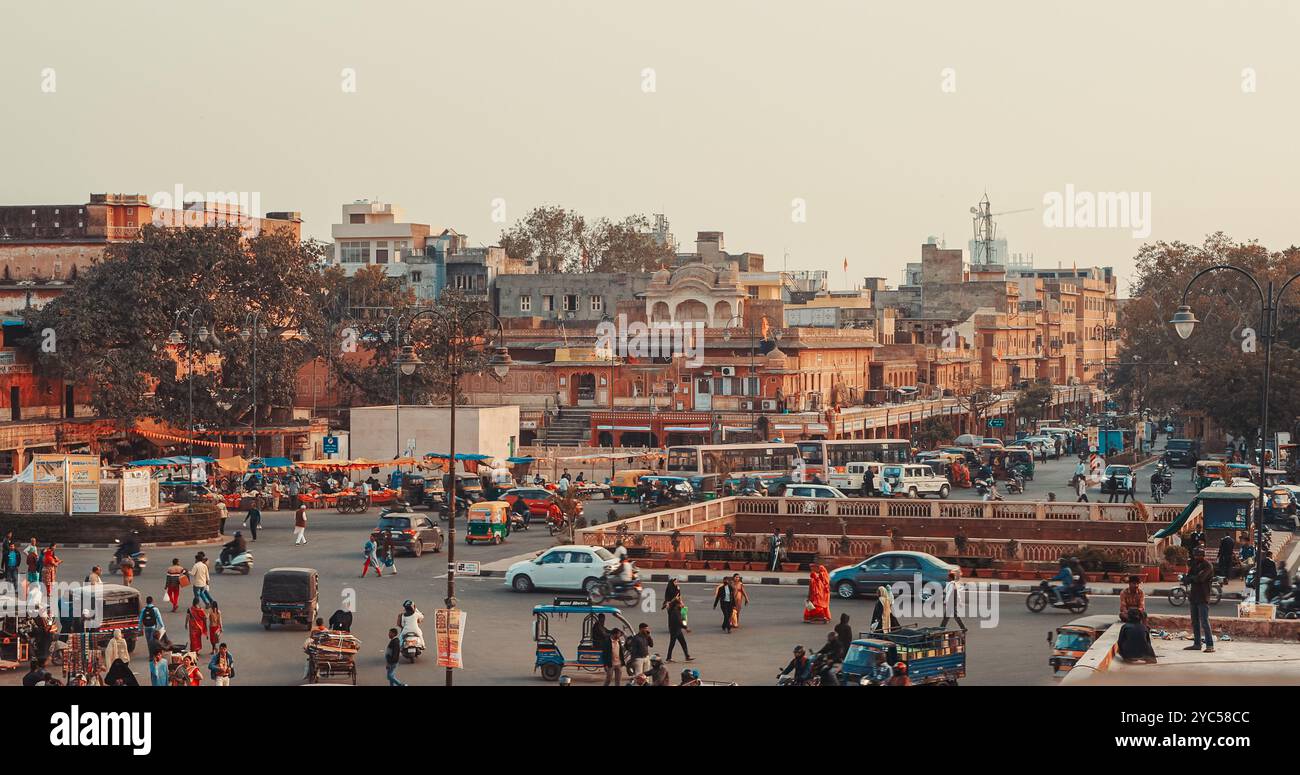 Jaipur, Rajasthan, India. Traffic On Chanpole Bazar Rd. Chhoti Chopad ...