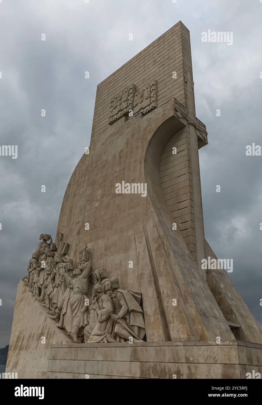 Monument to explorers hi-res stock photography and images - Alamy