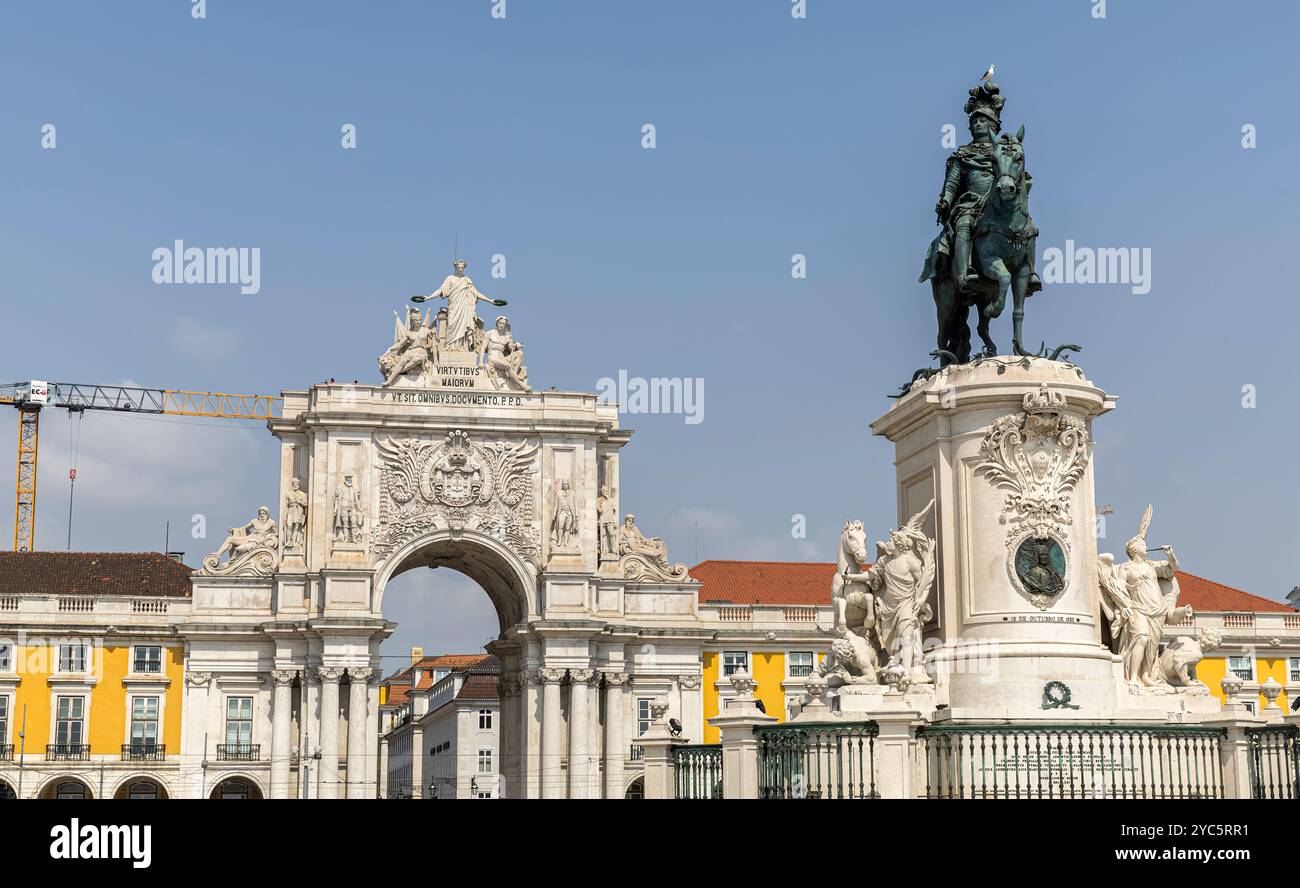Man on horse statue in Lisbon Portugal Stock Photo - Alamy