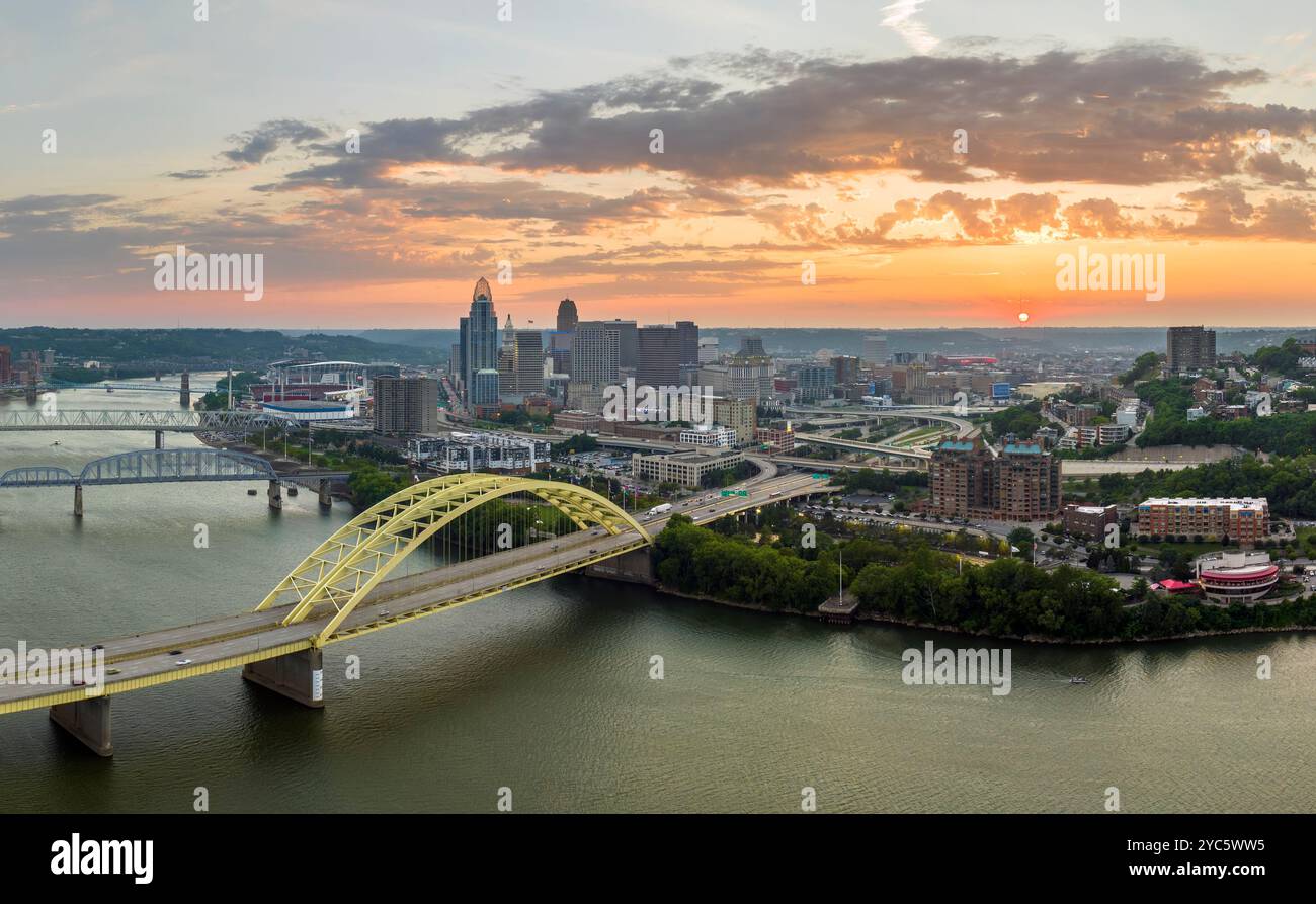 Downtown district of Cincinnati city in Ohio, USA at sunset with ...