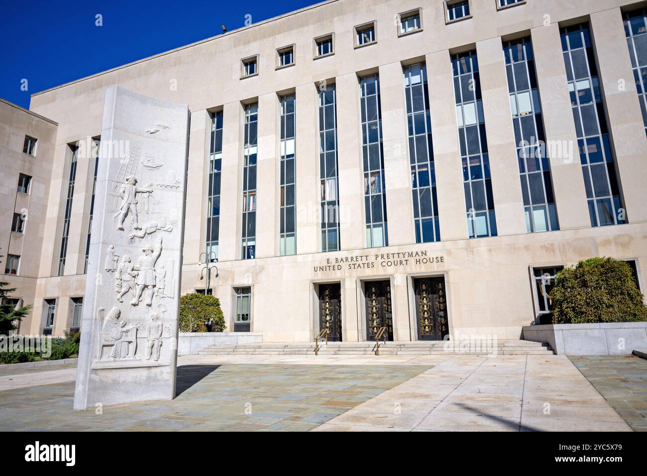 WASHINGTON DC, United States — Carl Paul Jennewein's Trylon of Freedom ...
