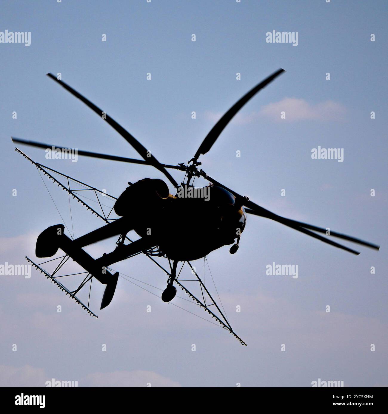 Kamov ka 26 helicopter hi-res stock photography and images - Alamy