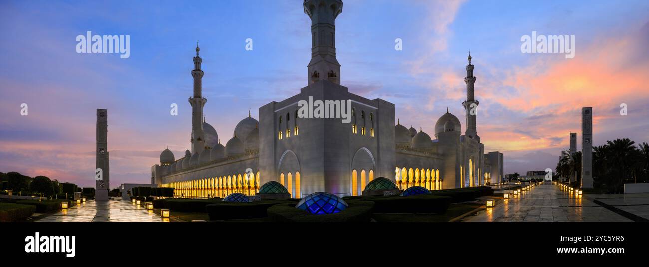 Abu Dhabi Grand Mosque, Iconic Landmark and Architectural Marvel of UAE ...
