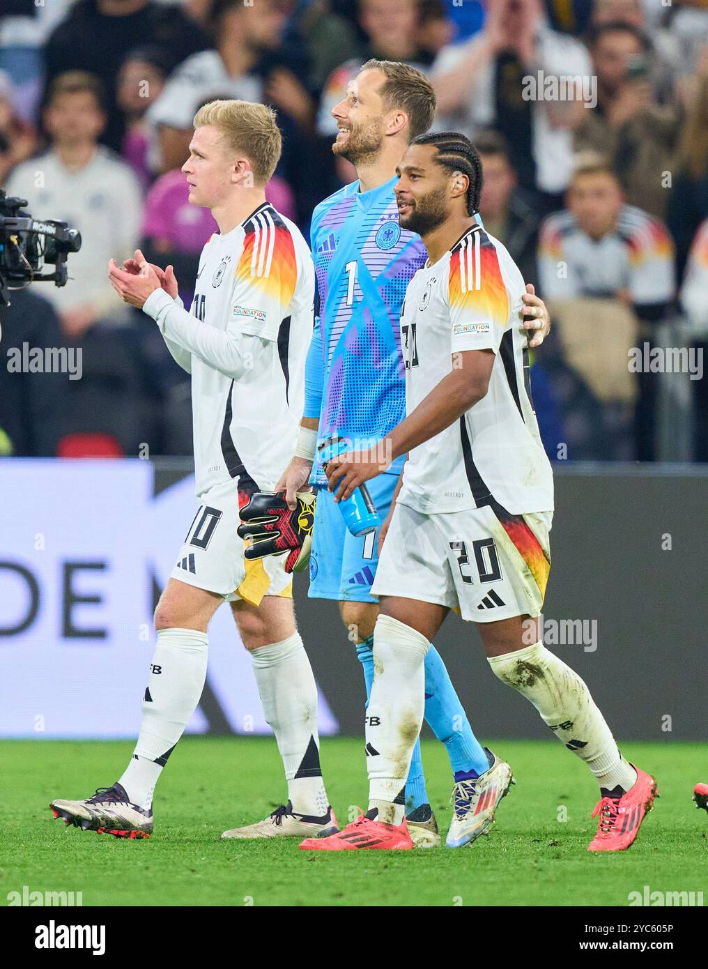 Jonathan Burkhardt, DFB 10 Oliver Baumann, DFB 1 Serge Gnabry, DFB 20 ...