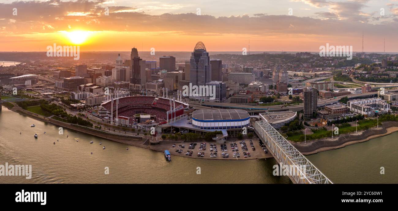 Cincinnati city in state of Ohio with brightly illuminated high ...
