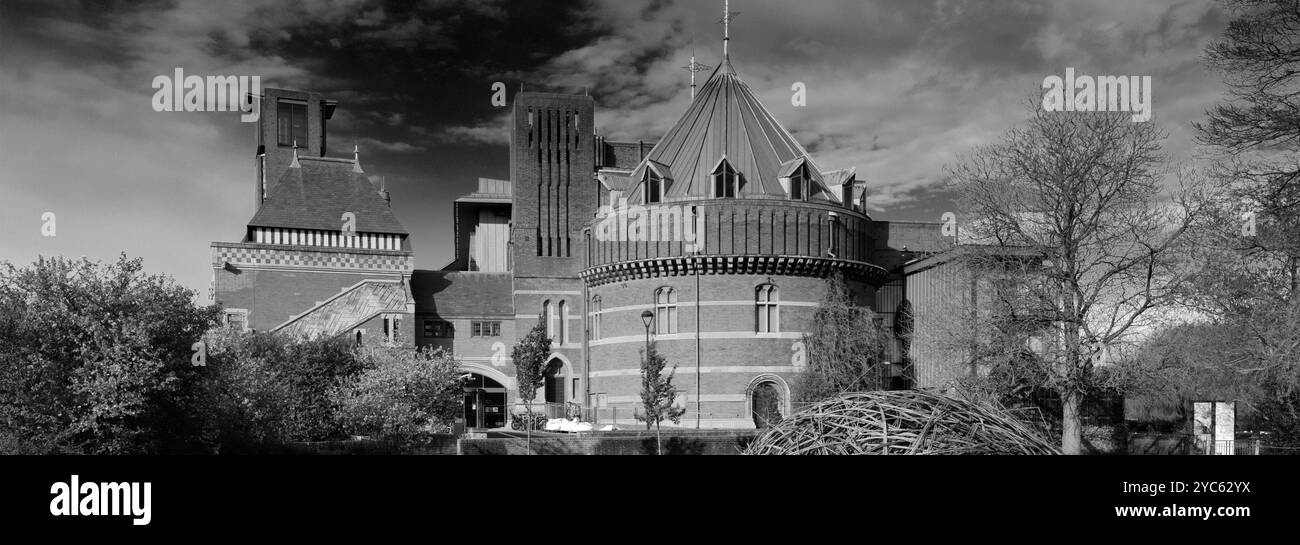 The New Royal Shakespeare Theatre, Stratford-upon-Avon town ...