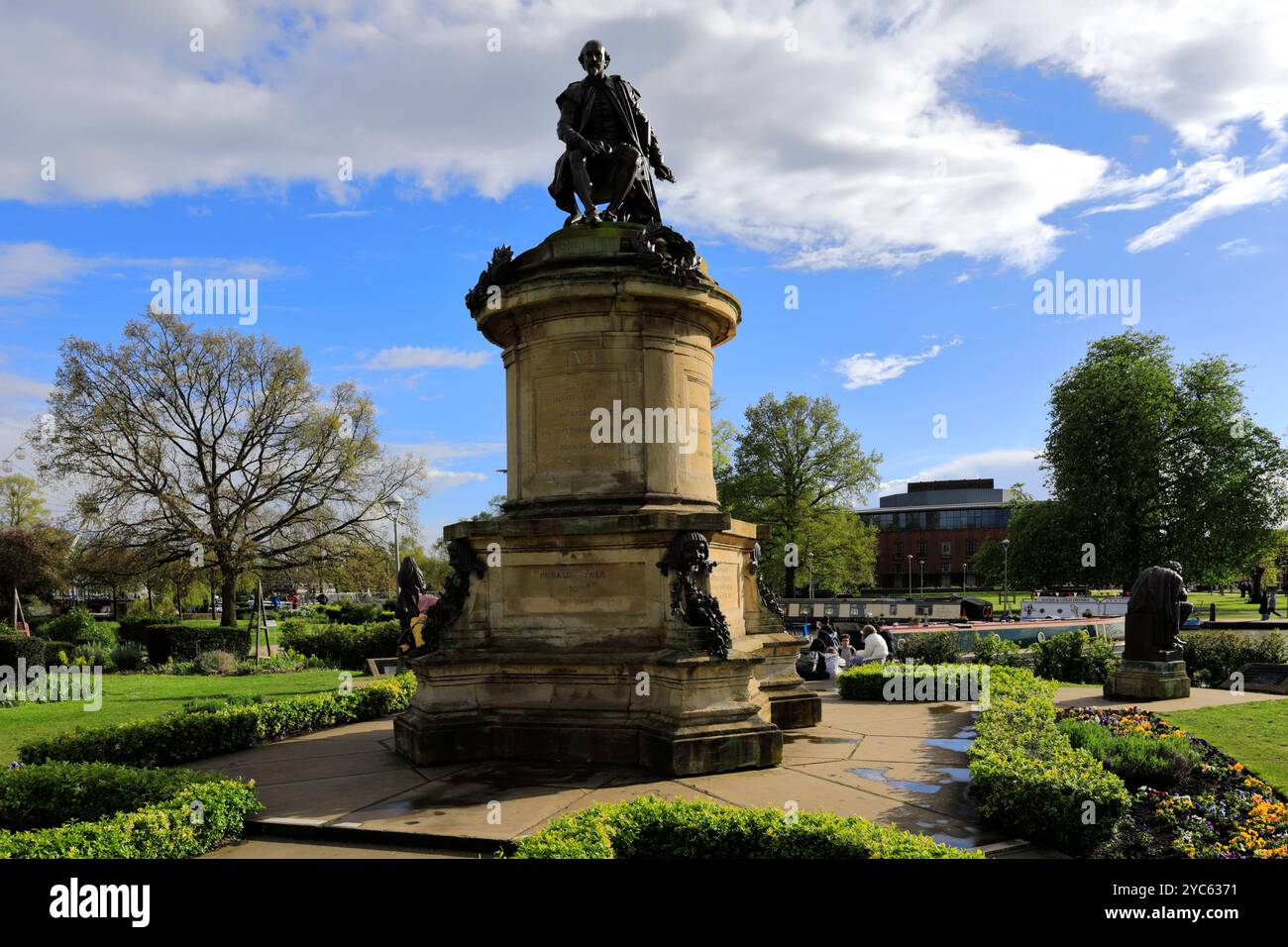 The Gower Memorial in Bancroft gardens, Stratford upon Avon ...