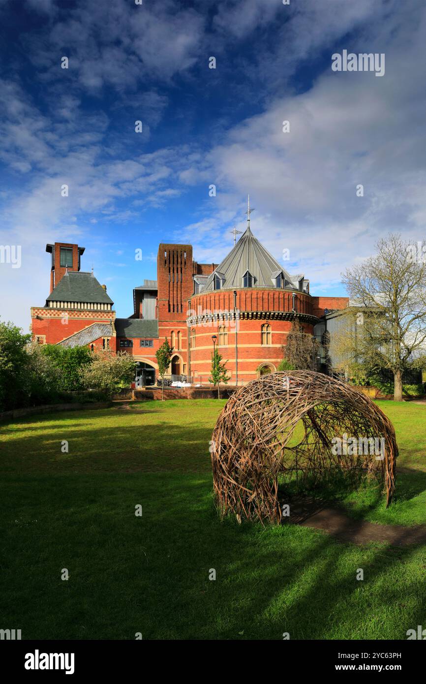 The New Royal Shakespeare Theatre, Stratford-upon-Avon town ...