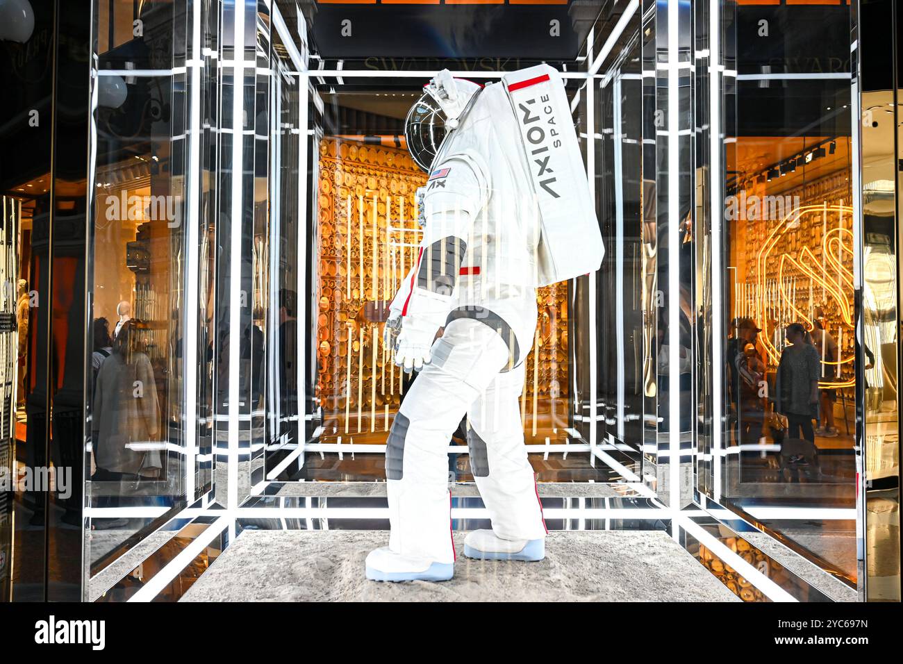 The Axiom Extravehicular Mobility Unit, AxEMU, the spacesuit designed ...