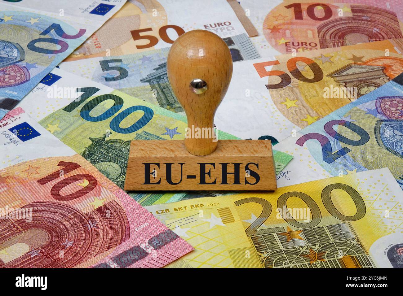 Geldscheine und Stempel mit Schriftzug EU-EHS Geldscheine und Stempel ...