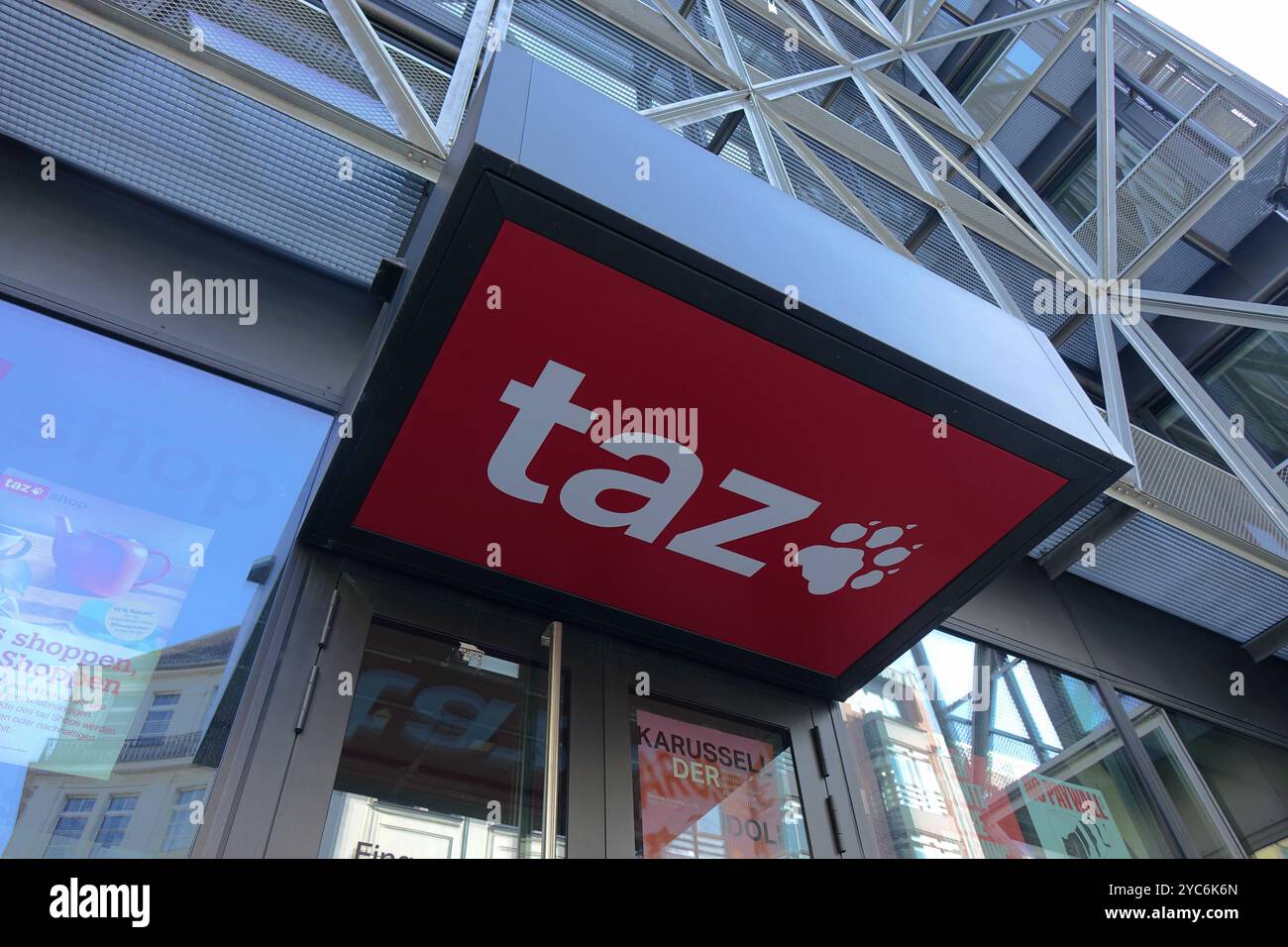 Schriftzug und Logo der taz Schriftzug und Logo der taz, 19.10.2024 ...