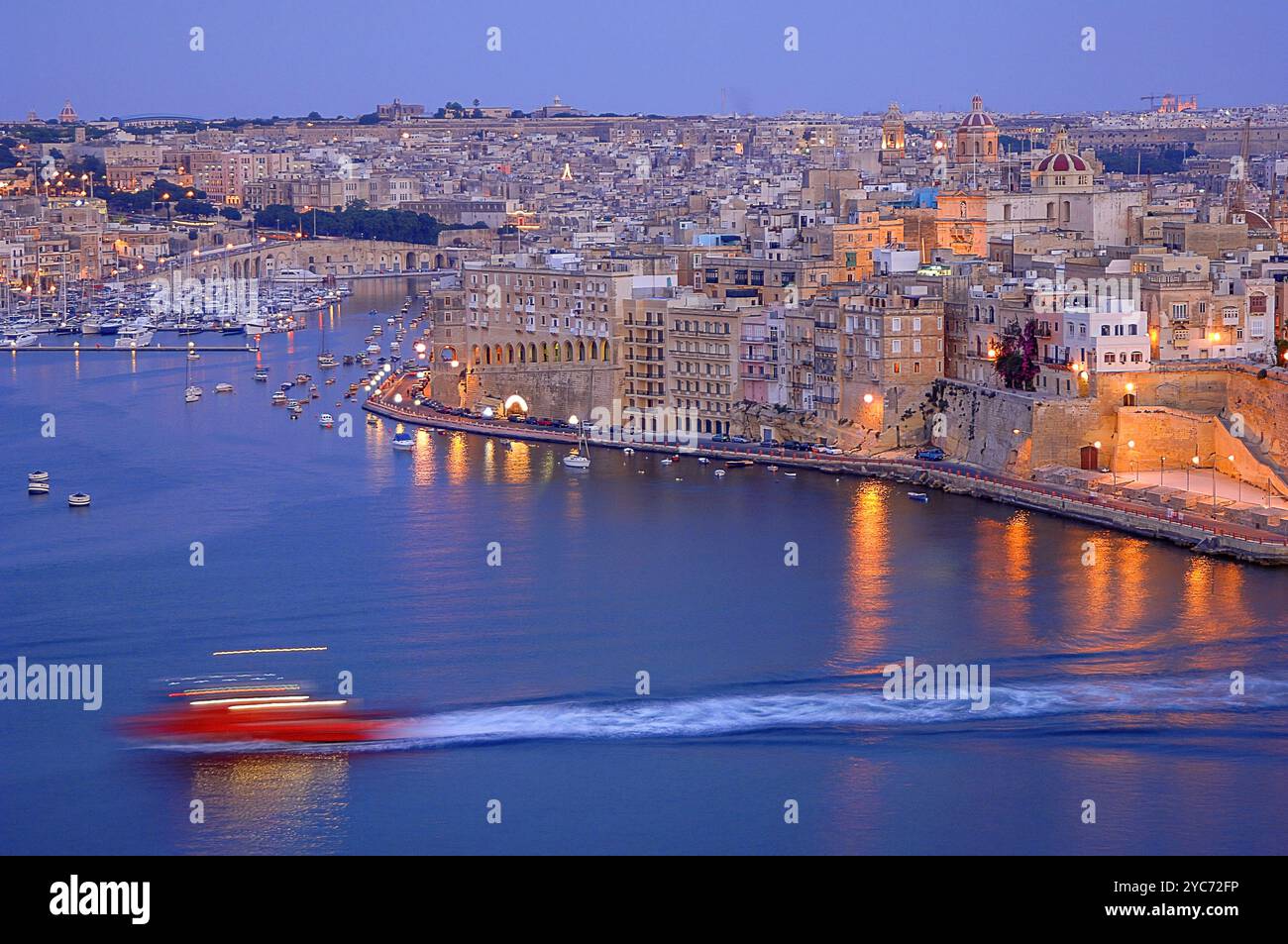 Archipelago Maltese - Malta Senglea One of the three cities opposite ...
