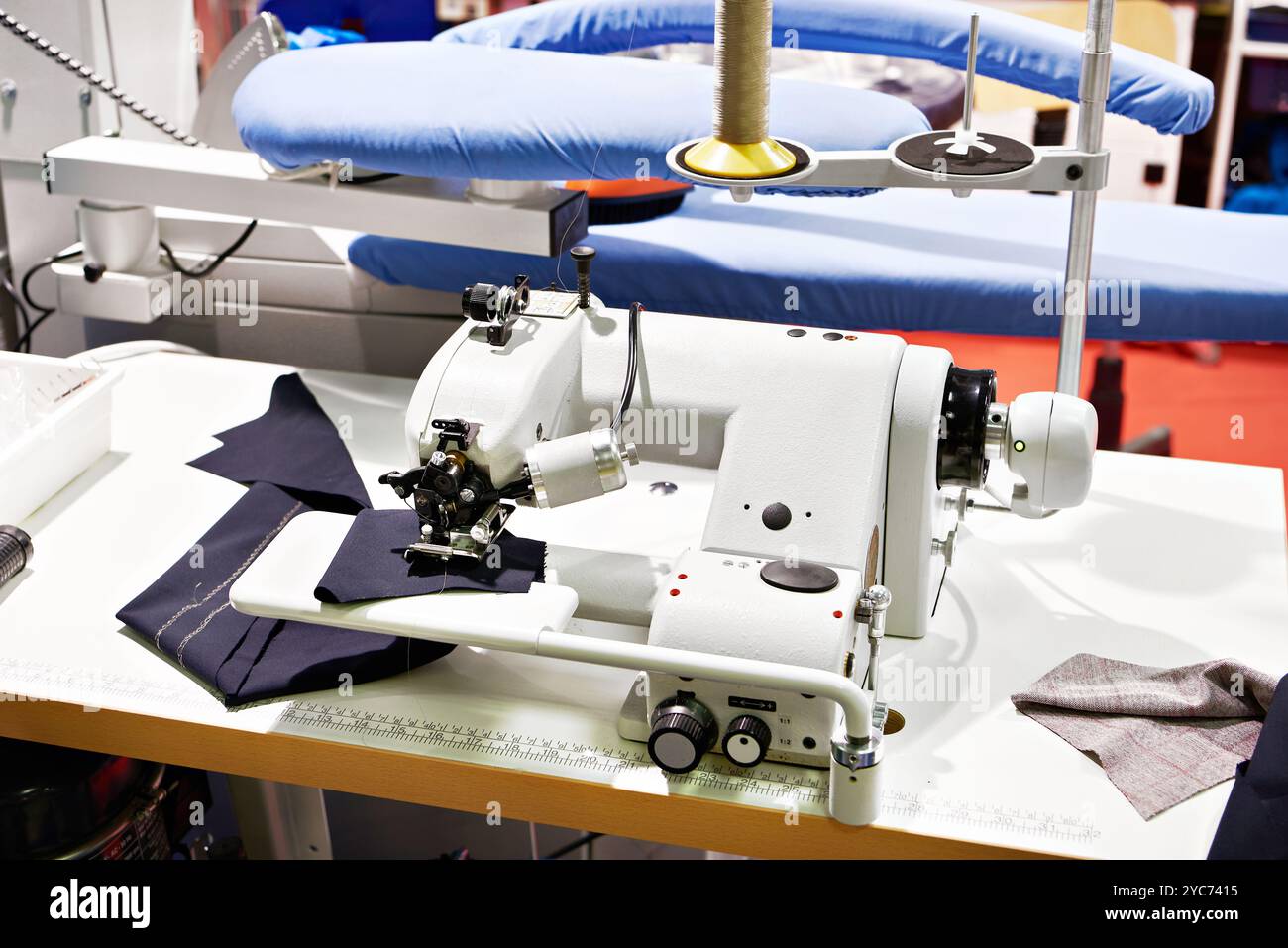 Blindstitch hi-res stock photography and images - Alamy