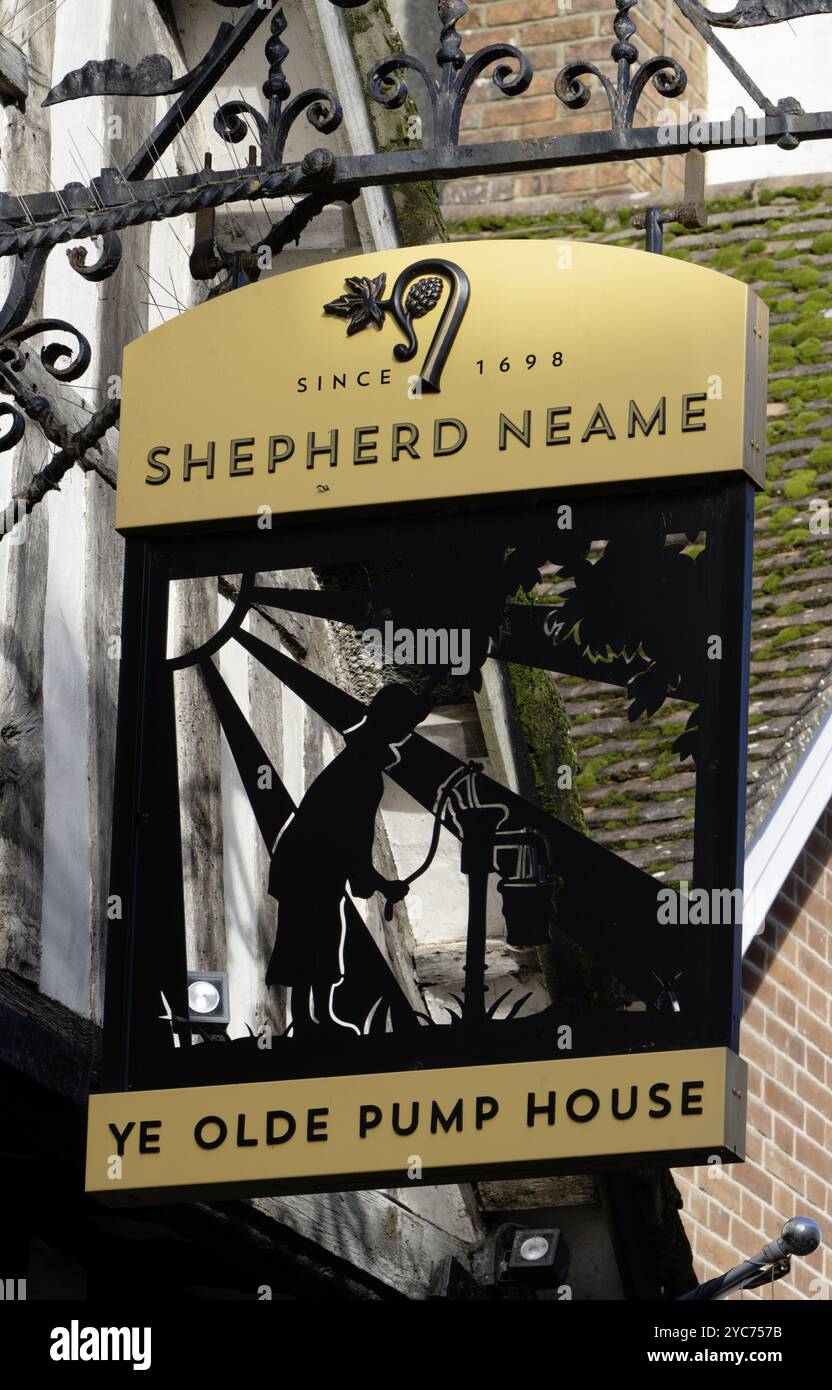 Ye olde pump house hi-res stock photography and images - Alamy