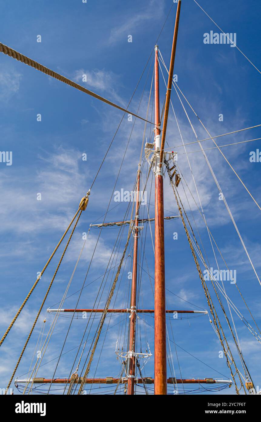 Detail of ship masts in a port Stock Photo - Alamy