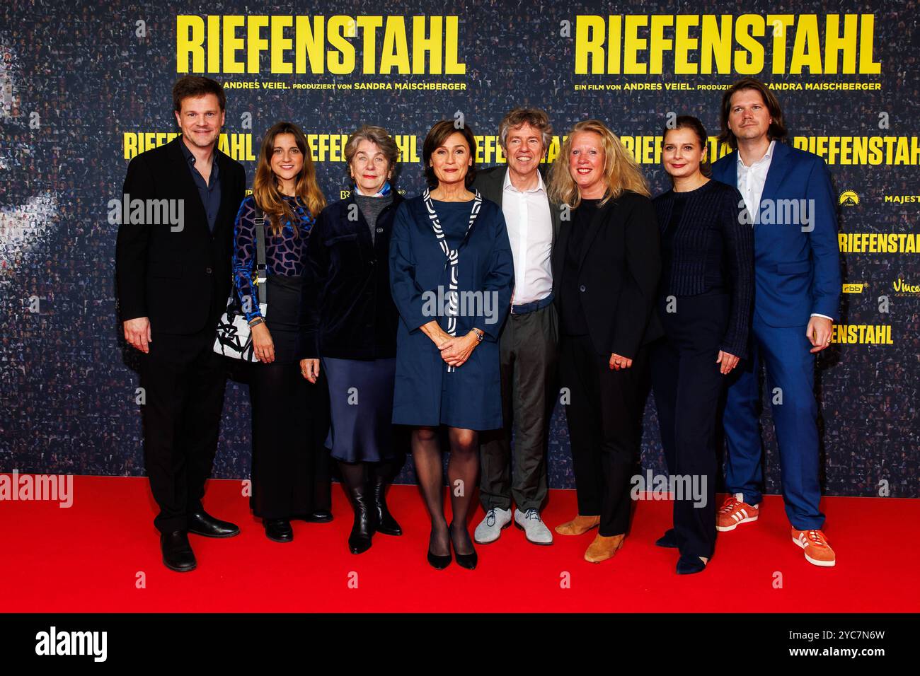 Premiere - Riefenstahl Benjamin Herrmann, Caroline Volkmann, Sandra ...