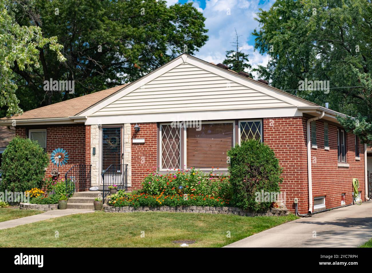 Suburban house architecture. Suburb exterior with private housing ...