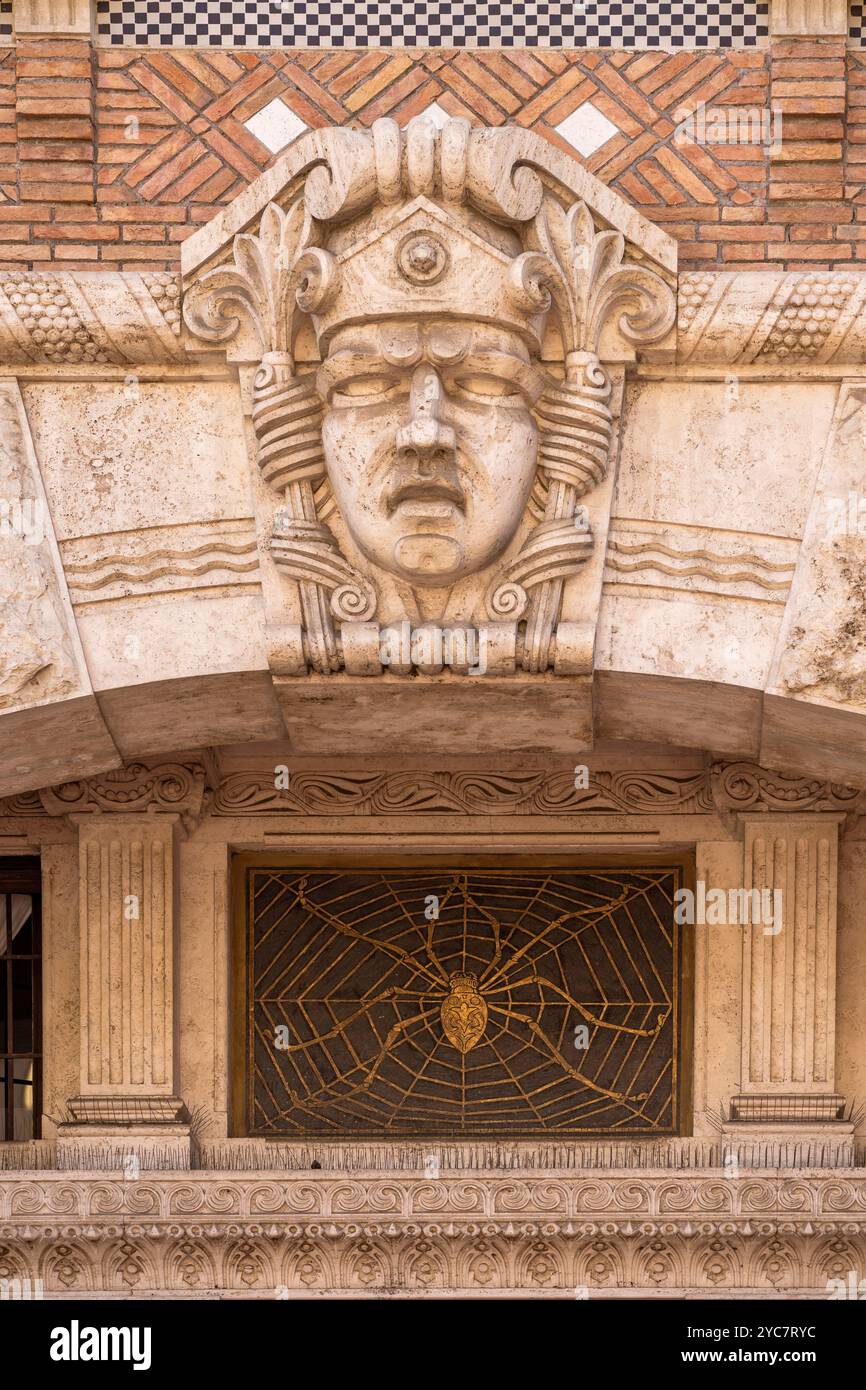 Spider palace hi-res stock photography and images - Alamy