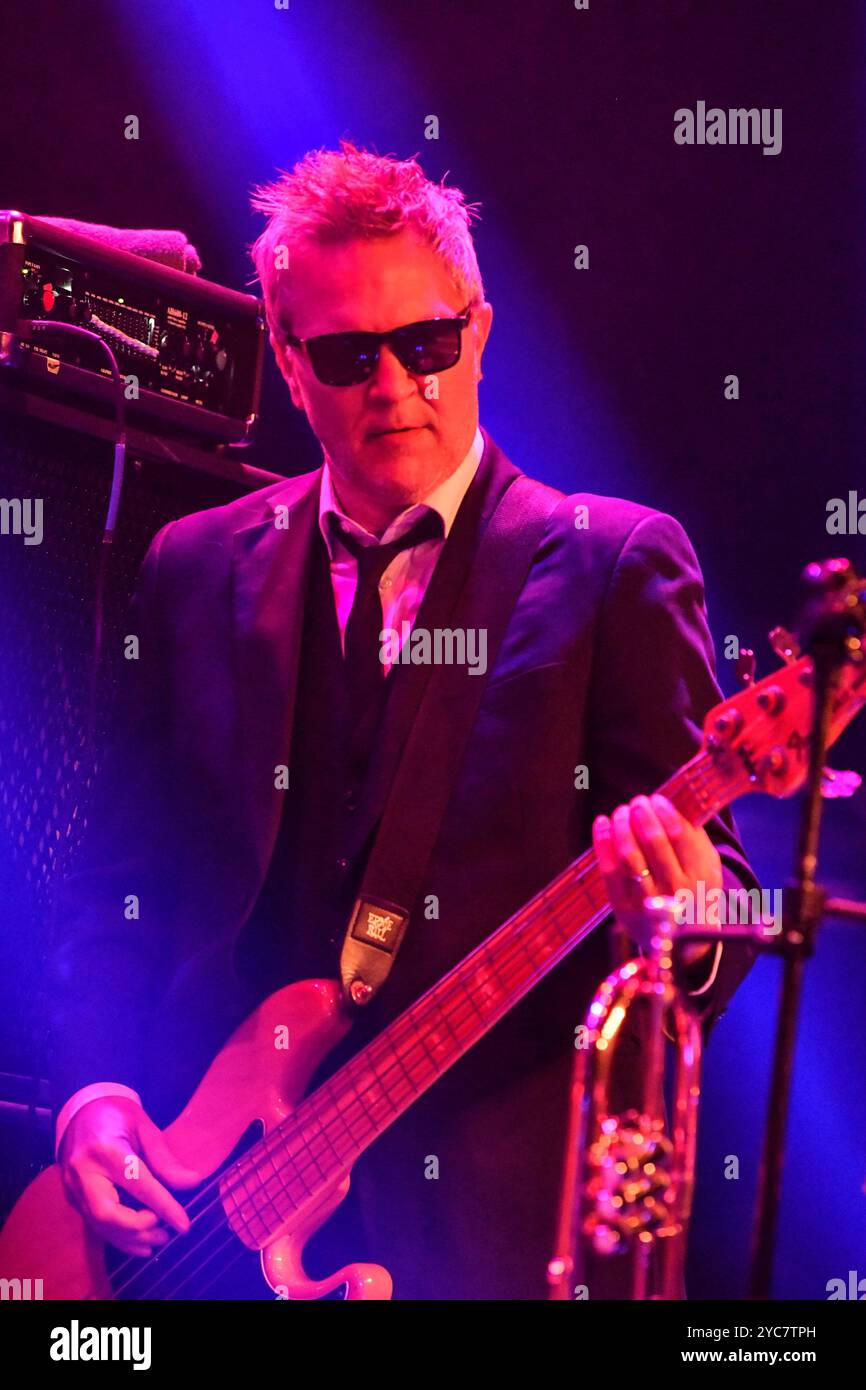 Boogaloo club hi-res stock photography and images - Alamy