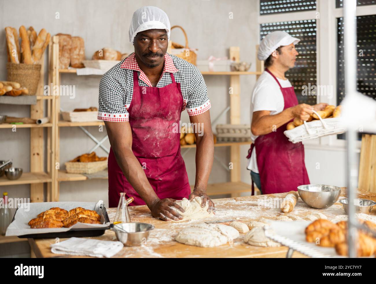 African man works baker hi-res stock photography and images - Alamy