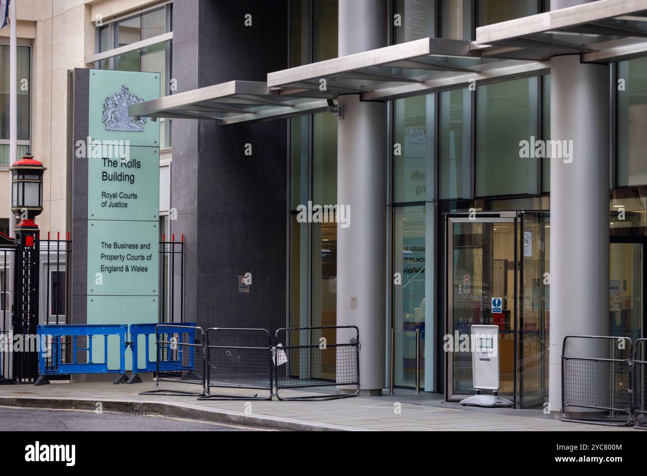 Exterior of the Rolls Building, The Royal Courts of Justice The ...