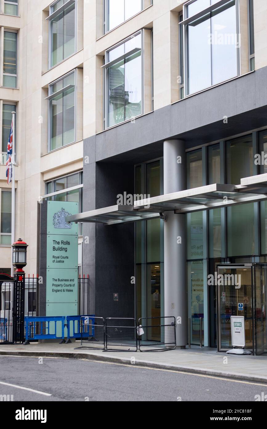 Exterior of the Rolls Building, The Royal Courts of Justice The ...
