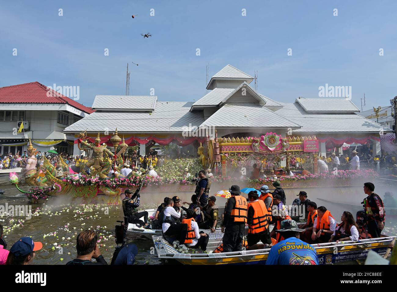 The main processional float carrying the revered Luang Phor Toh Buddha ...