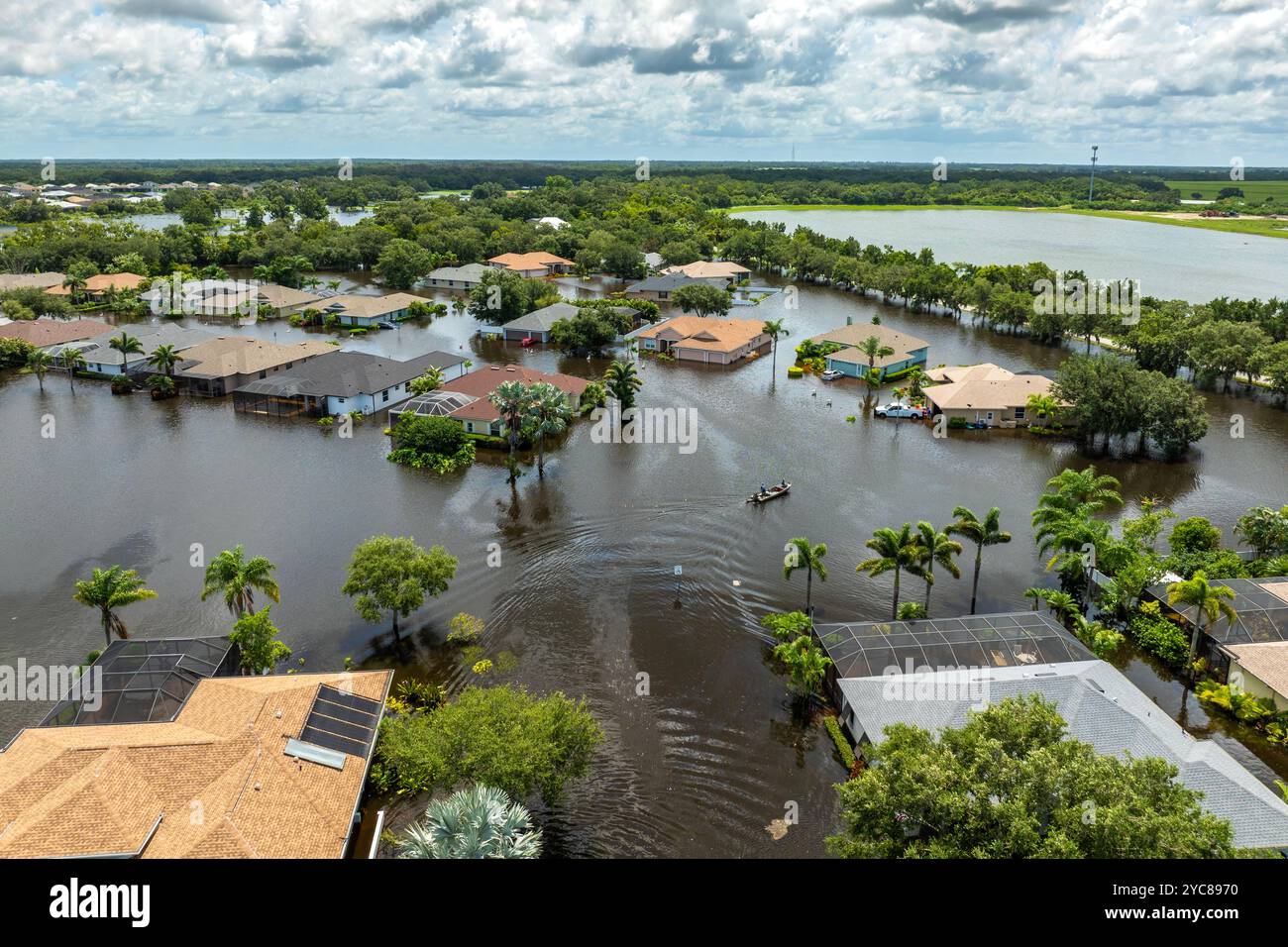 Hurricane Debby tropical rainstorm flooded residential homes in ...