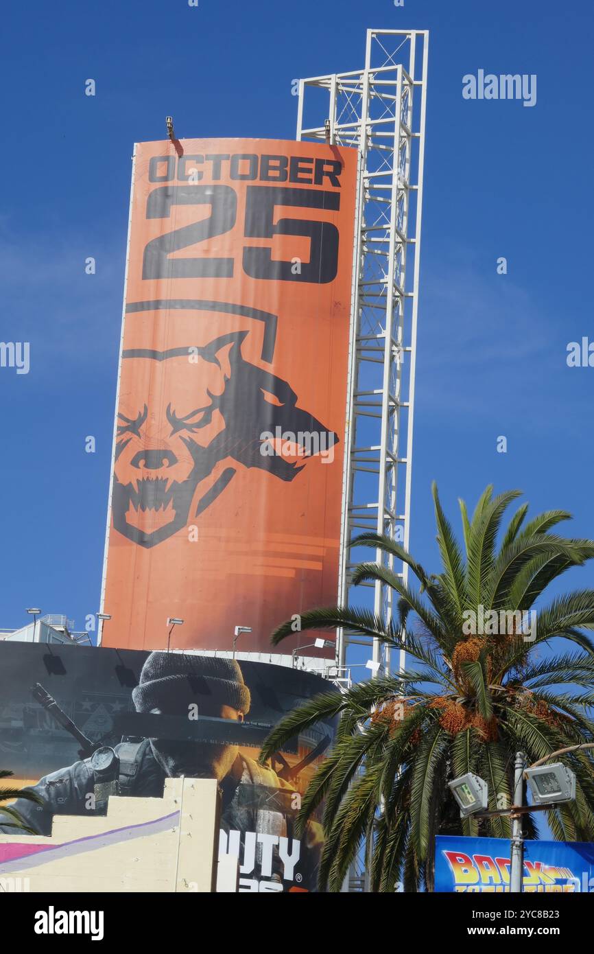 Los Angeles, California, USA 21st October 2024 Call of Duty Billboard ...