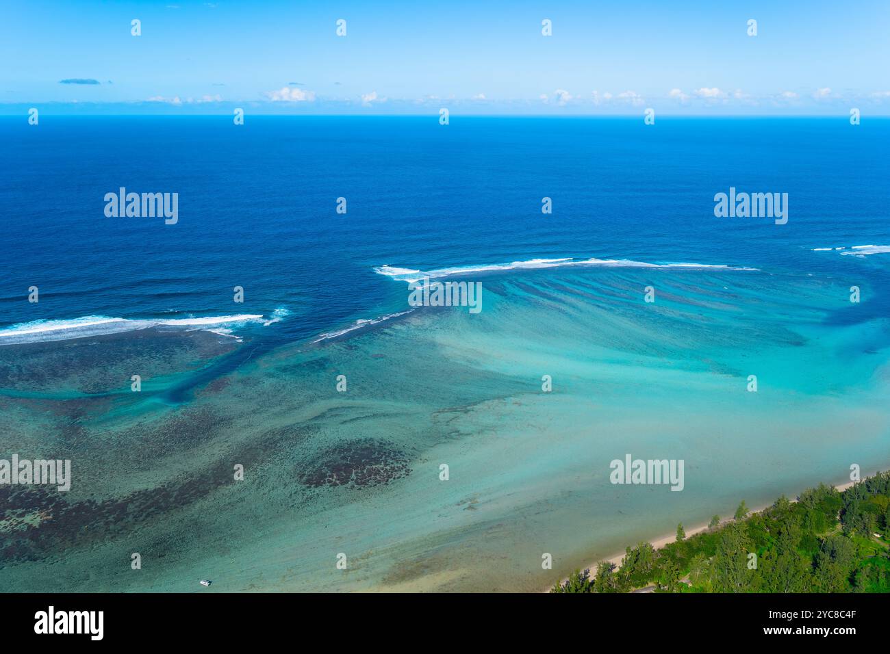 A mesmerizing aerial view of Mauritius's iconic underwater waterfalls ...