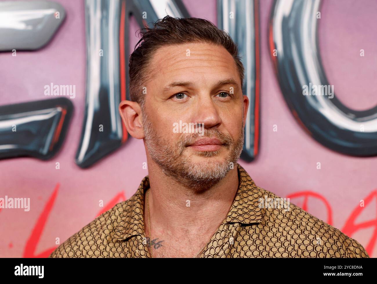 New York, United States. 21st Oct, 2024. Tom Hardy arrives on the red ...