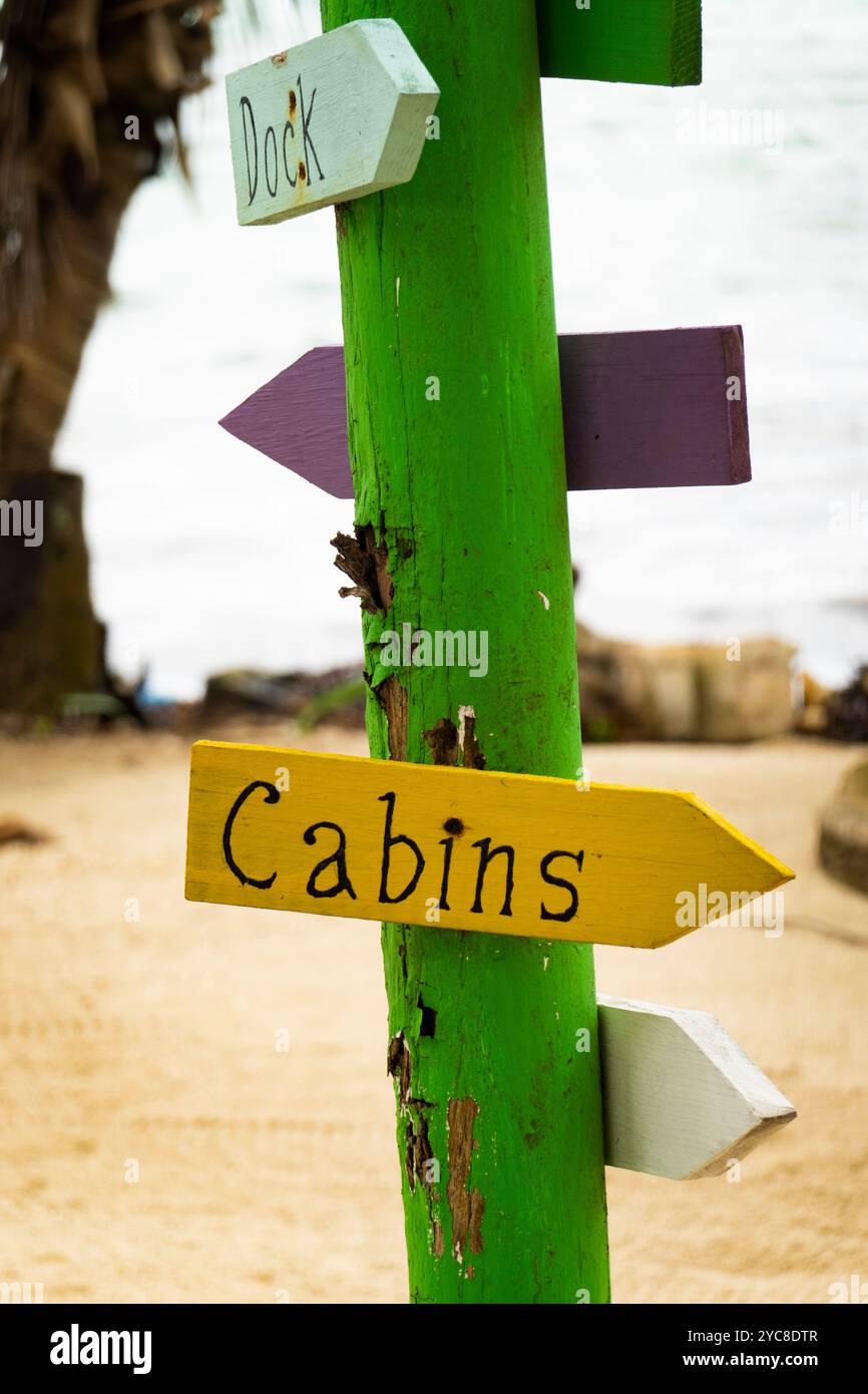 Paradise Tobacco Caye Resort on Tobacco Caye, Belize Stock Photo - Alamy