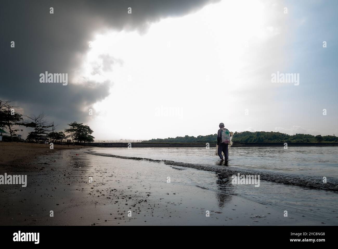 Observing from outside hi-res stock photography and images - Alamy