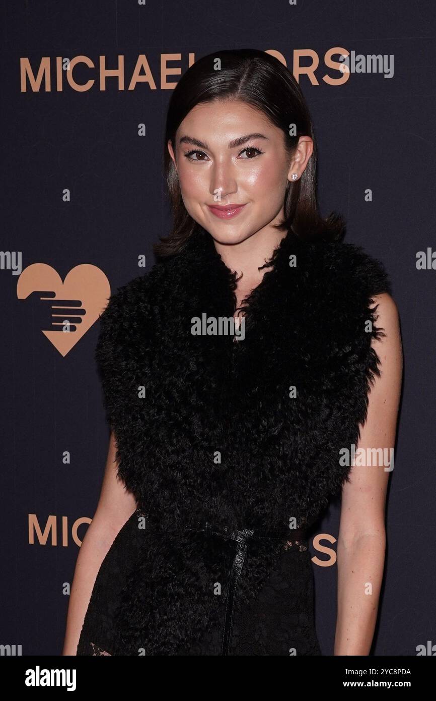 Kate Bartlett at arrivals for God s Love We Deliver 18th Annual Golden ...