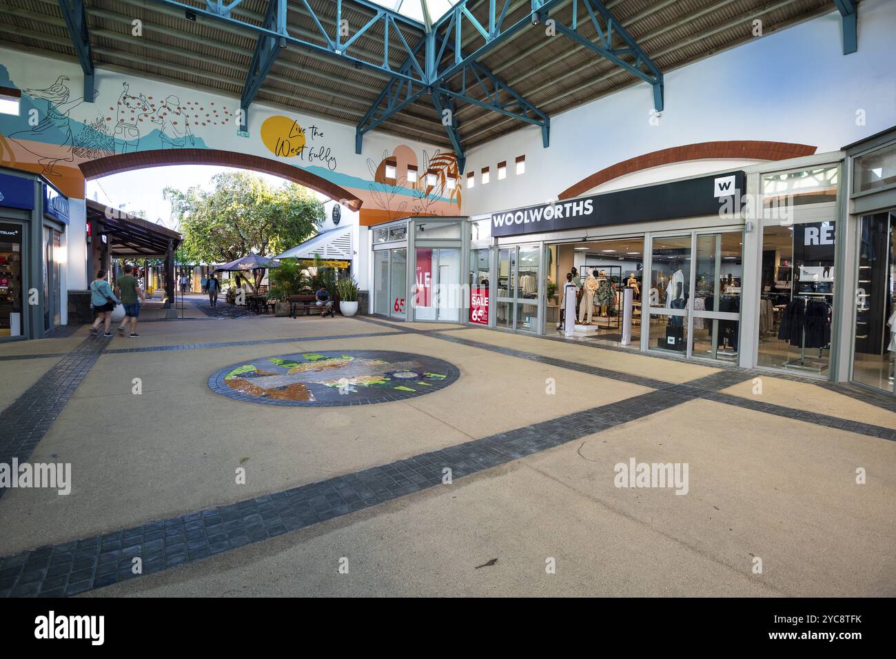 Cascavelle Shopping Mall, shopping centre, Flic en Flac, west coast ...