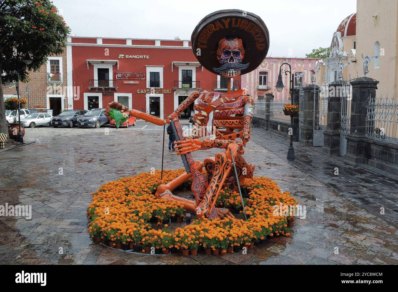 Atlixco Monumental Catrinas Exhibition A cardboard monumental catrina ...