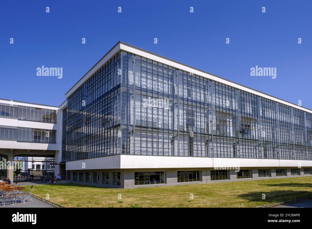Bauhaus, Walter Gropius Bau, Bauhaus building, Dessau, Saxony-Anhalt ...