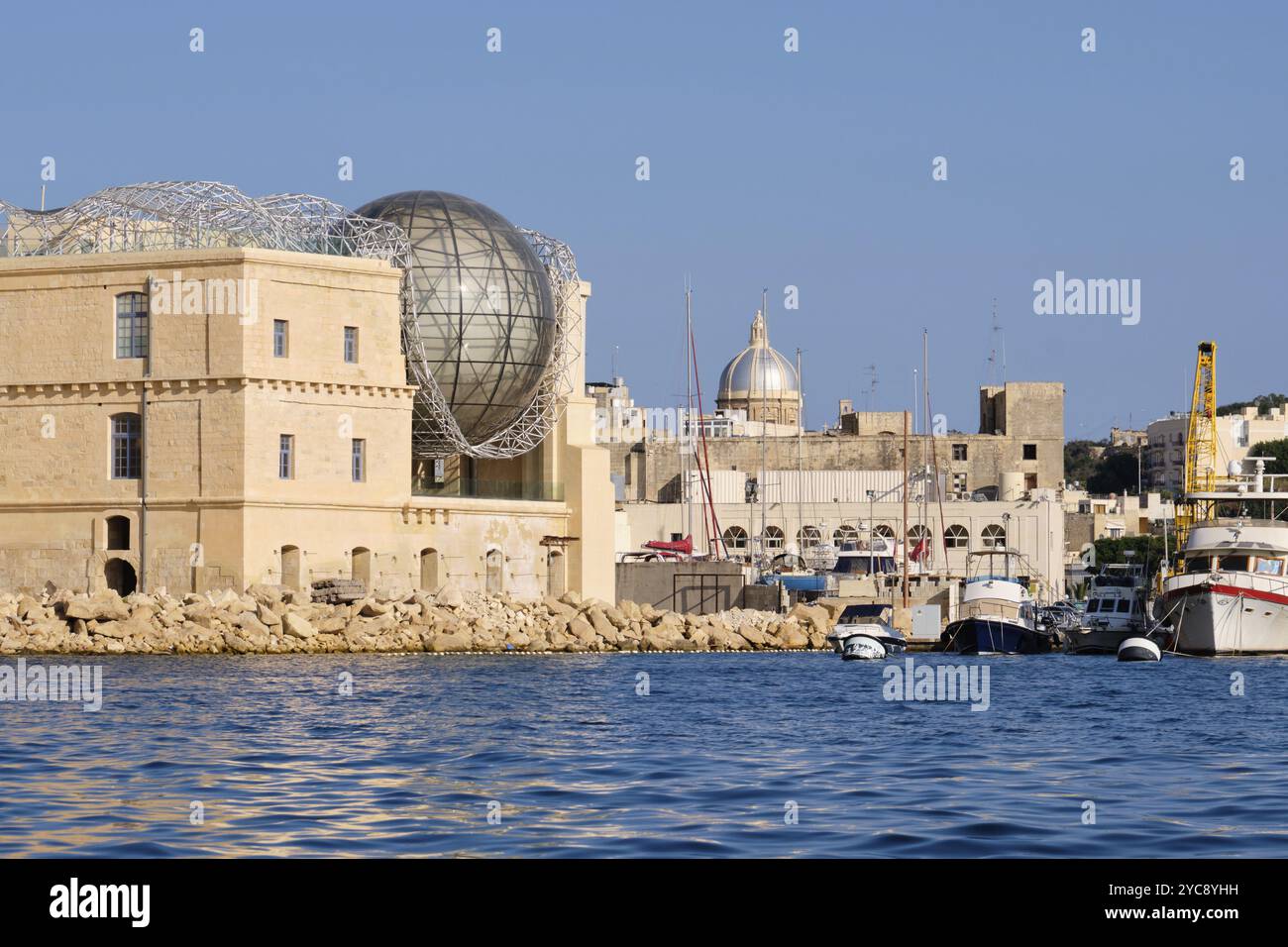 Maps of cities hi-res stock photography and images - Alamy