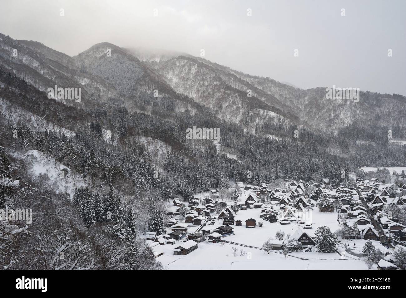 28 Dec 2017, Shirakawa-go, Gifu Prefecture, Chubu, Japan, Asia, A view ...